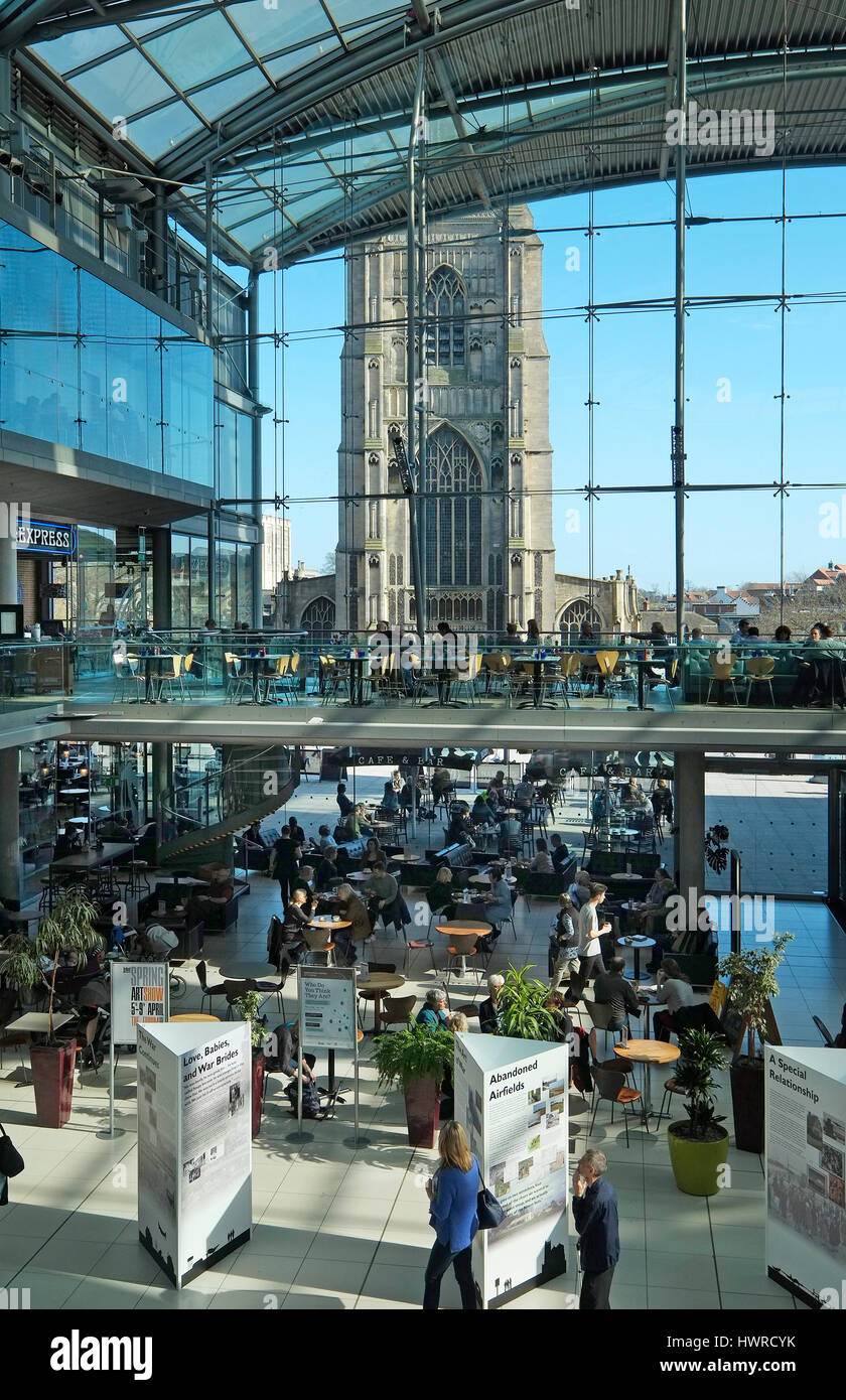 Norwich people hi-res stock photography and images - Alamy