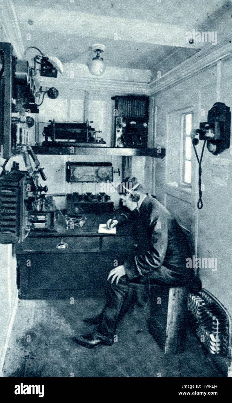 Wireless telegraphy hi-res stock photography and images - Alamy Wireless telegraphy hi-res stock photography and images - Alamy