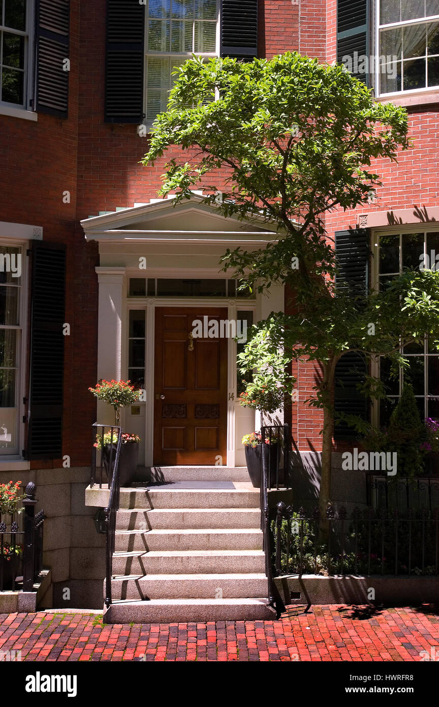 Boston architecture beacon hill brick hi-res stock photography and ...