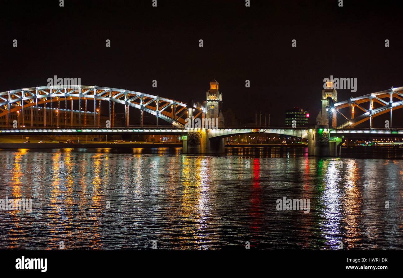 Night view of bridge in Saint-Petersburg city, Russian Federation Stock ...