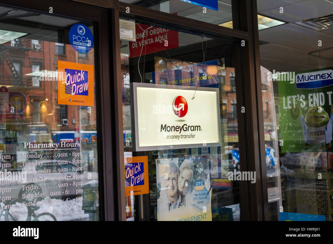 Moneygram hi-res stock photography and images - Alamy