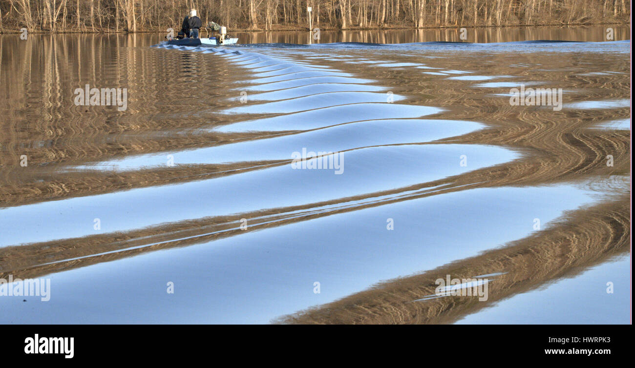 fall colors, outdoor, morning on the lake Stock Photo - Alamy