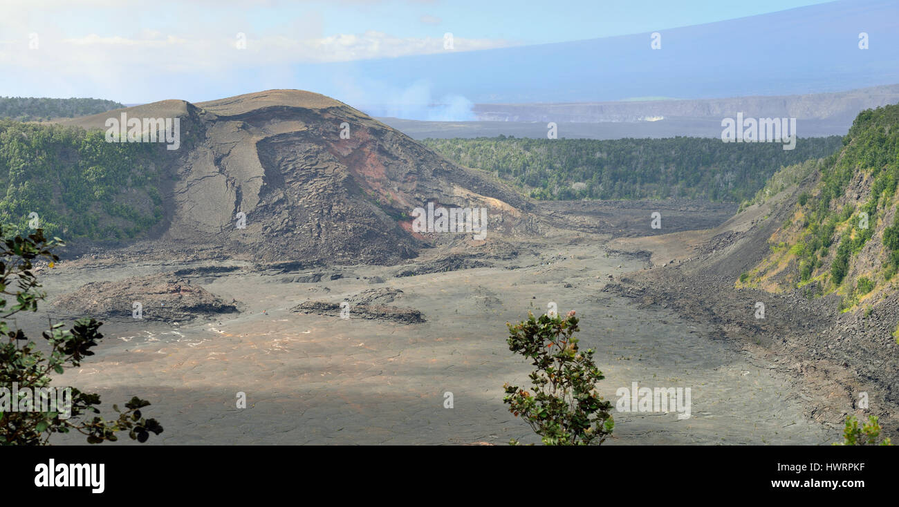 Aerial view of hawaii volcanoes national park hi-res stock photography ...