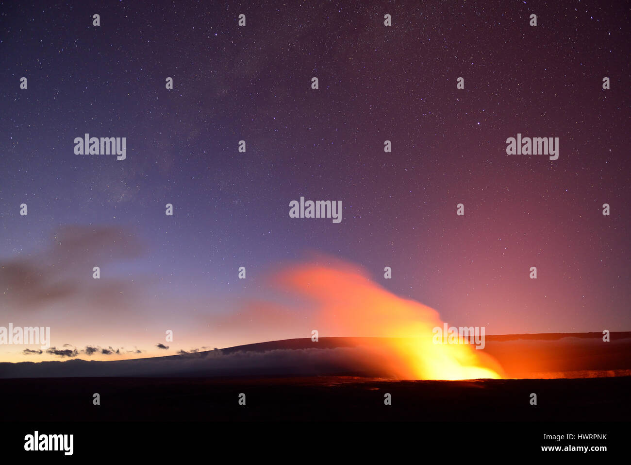 Erupting volcano in Hawaii Volcanoes National Park, Big Island, Hawaii ...