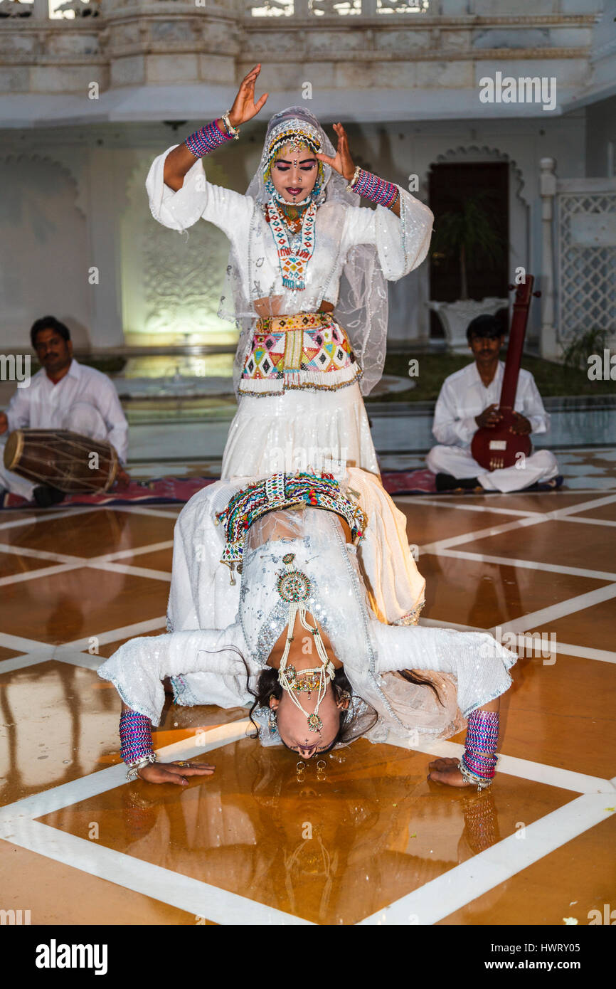 Local dancers, entertainment for guests of the Taj Lake Palace Hotel on ...