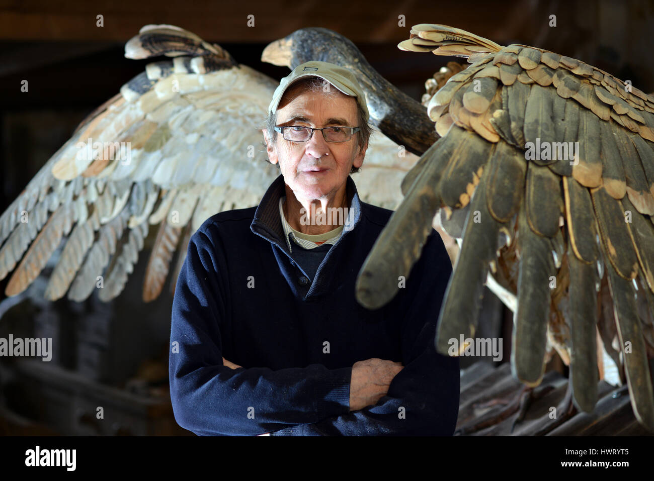 Two figurative sculptures hi-res stock photography and images - Alamy