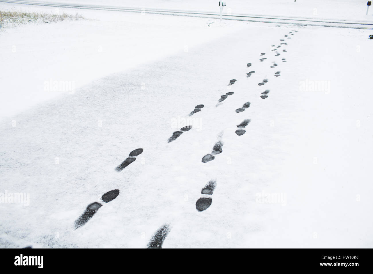 White day footprints hi-res stock photography and images - Alamy