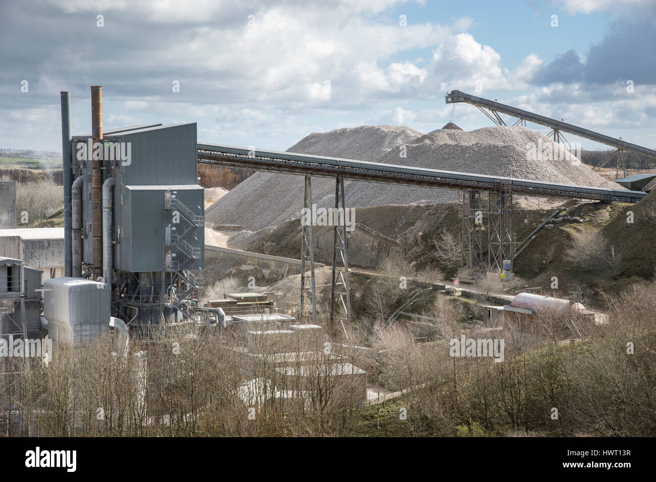 Limestone quarrying hi-res stock photography and images - Alamy