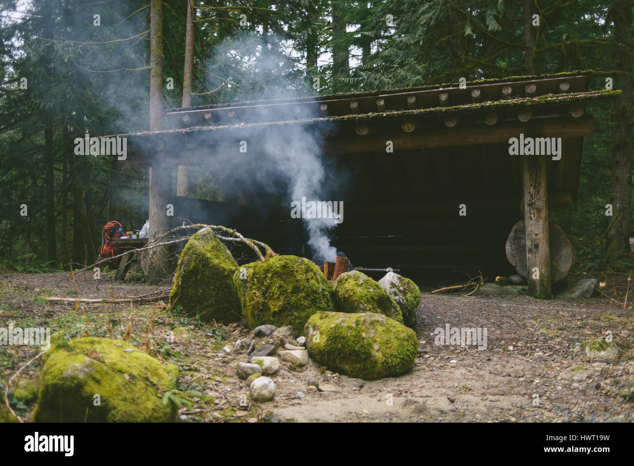 Campfire smoke hi-res stock photography and images - Alamy