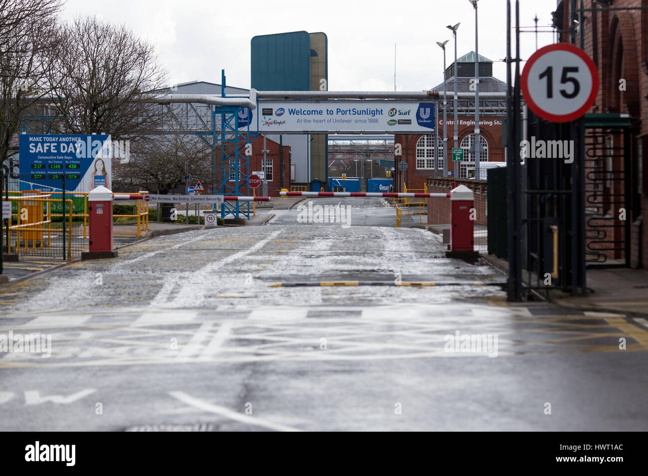 Port Sunlight - a model village and suburb in the Metropolitan Borough ...