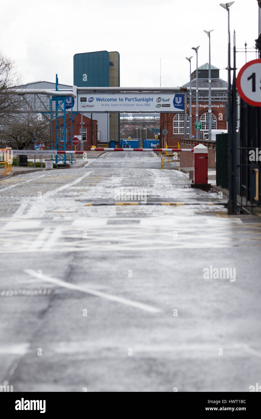 Port Sunlight - a model village and suburb in the Metropolitan Borough ...