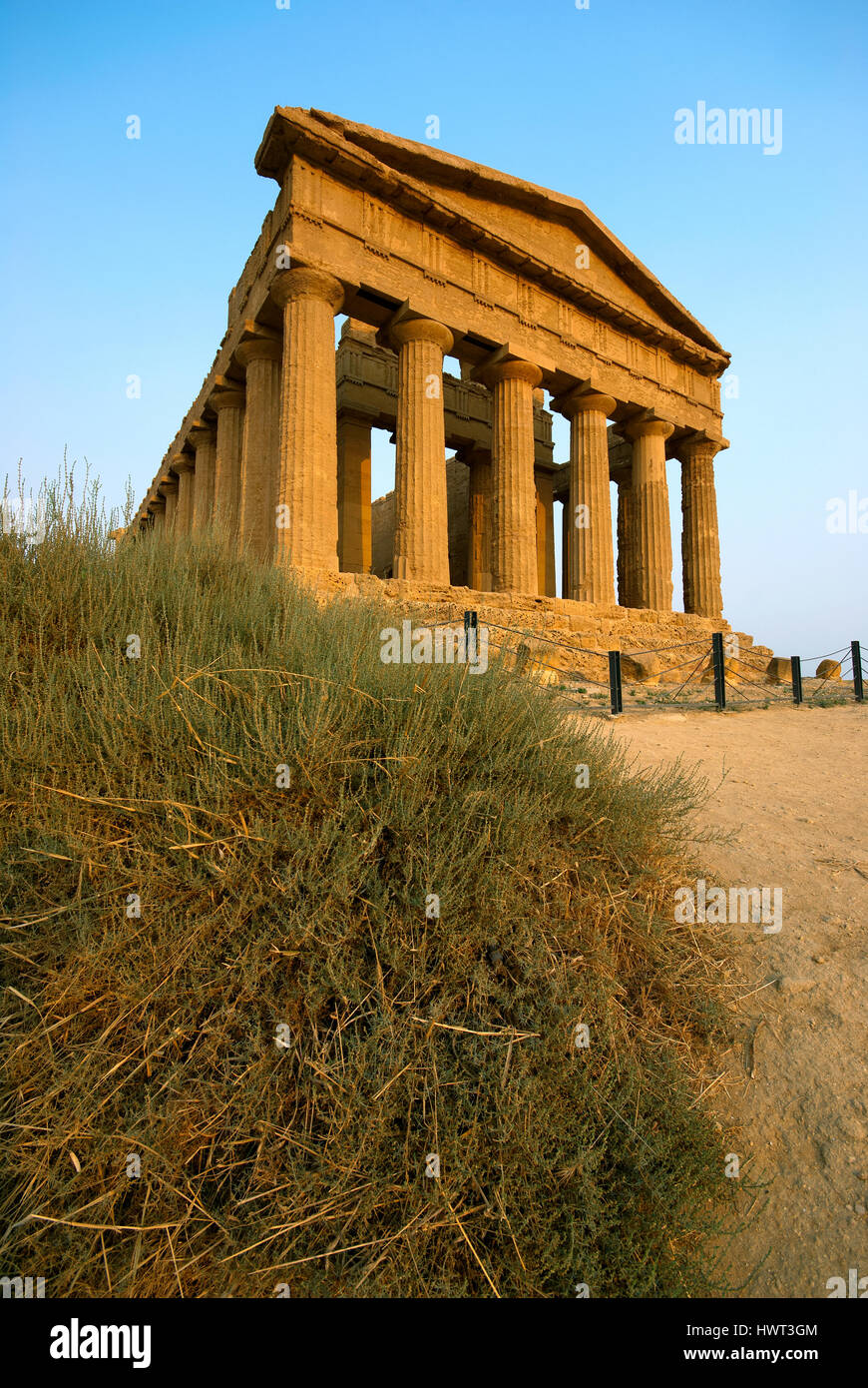 Temple of Concordia, Valley of Temples (Valle dei Templi), Agrigento ...