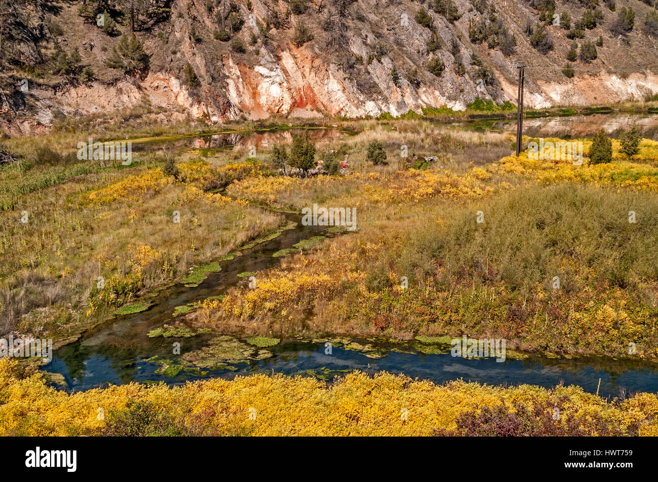 Stream and fall colors hi-res stock photography and images - Alamy