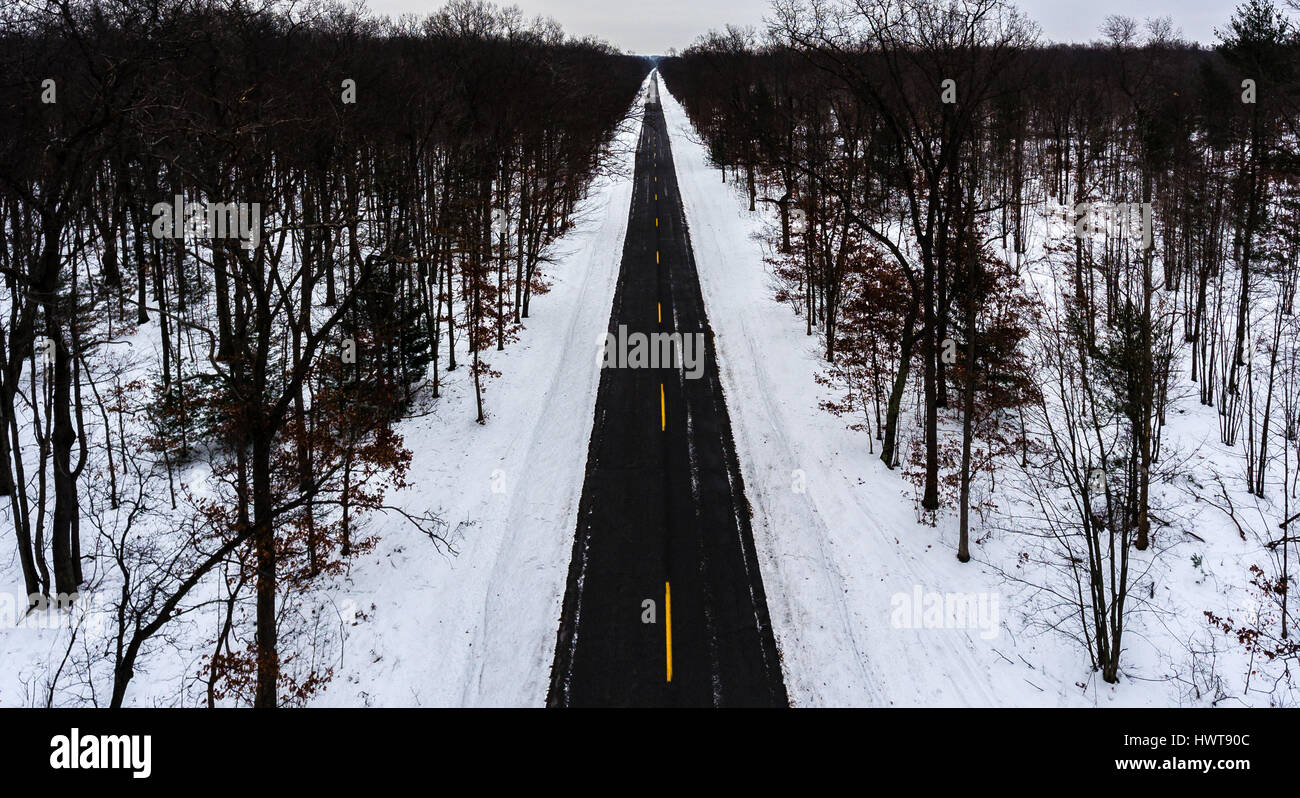 Empty Road aerial Stock Photo - Alamy
