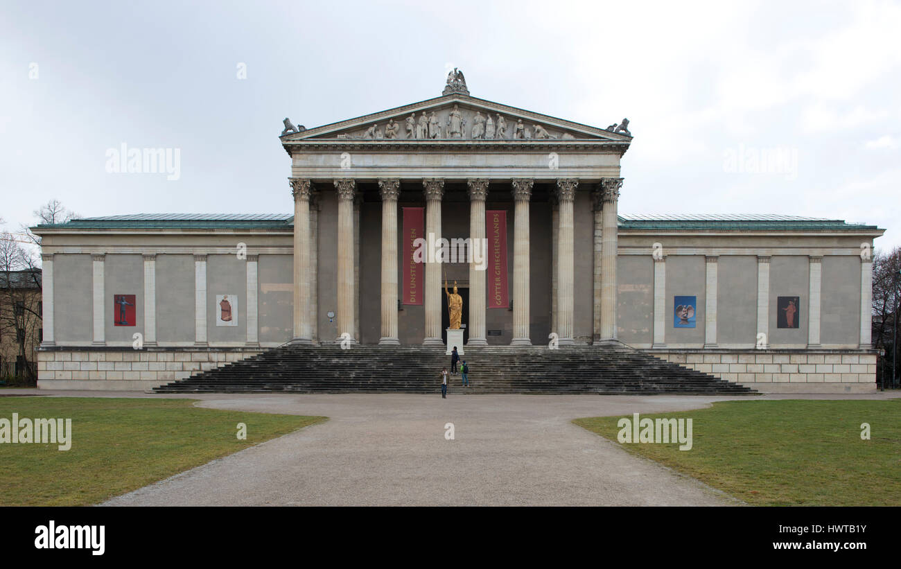 Staatliche antikensammlungen, neoclassical museum in Munich Stock Photo ...