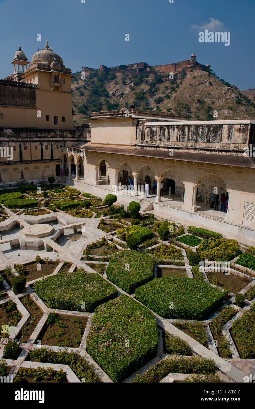 The Amber Fort, magnificent fortified palace near Jaipur, Rajasthan ...