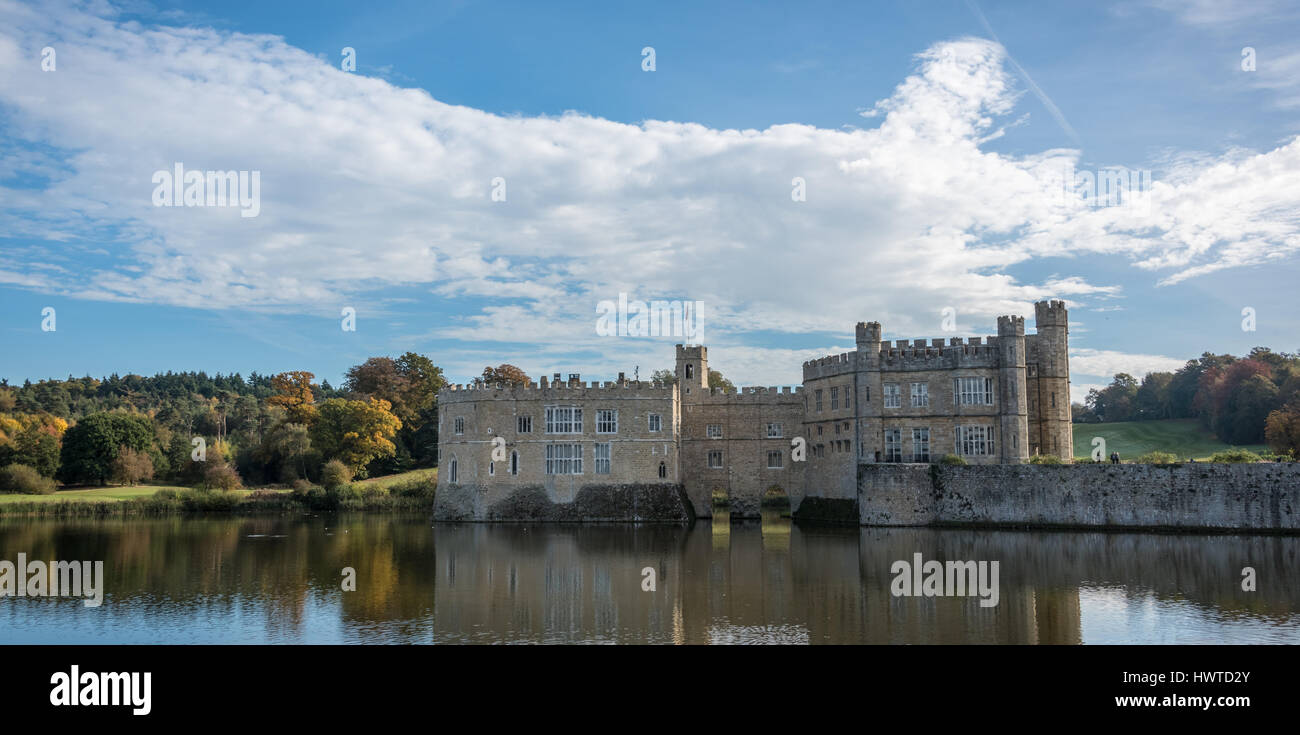 Leeds Castle, Kent, UK - Panorama of the castle and the grounds and its ...