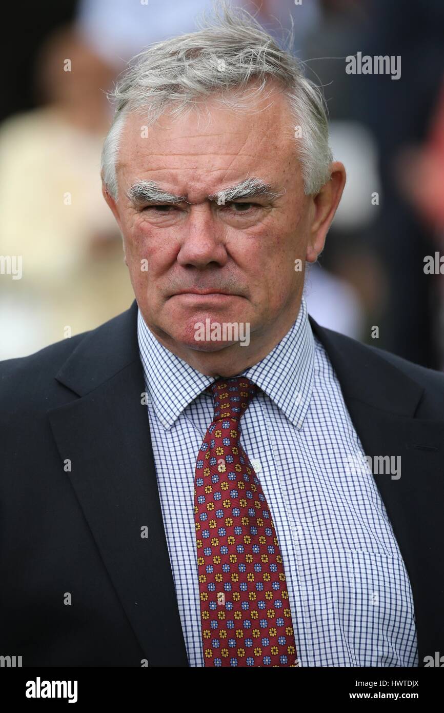 DAVID BARRON RACE HORSE TRAINER RACE HORSE TRAINER YORK RACECOURSE YORK ...