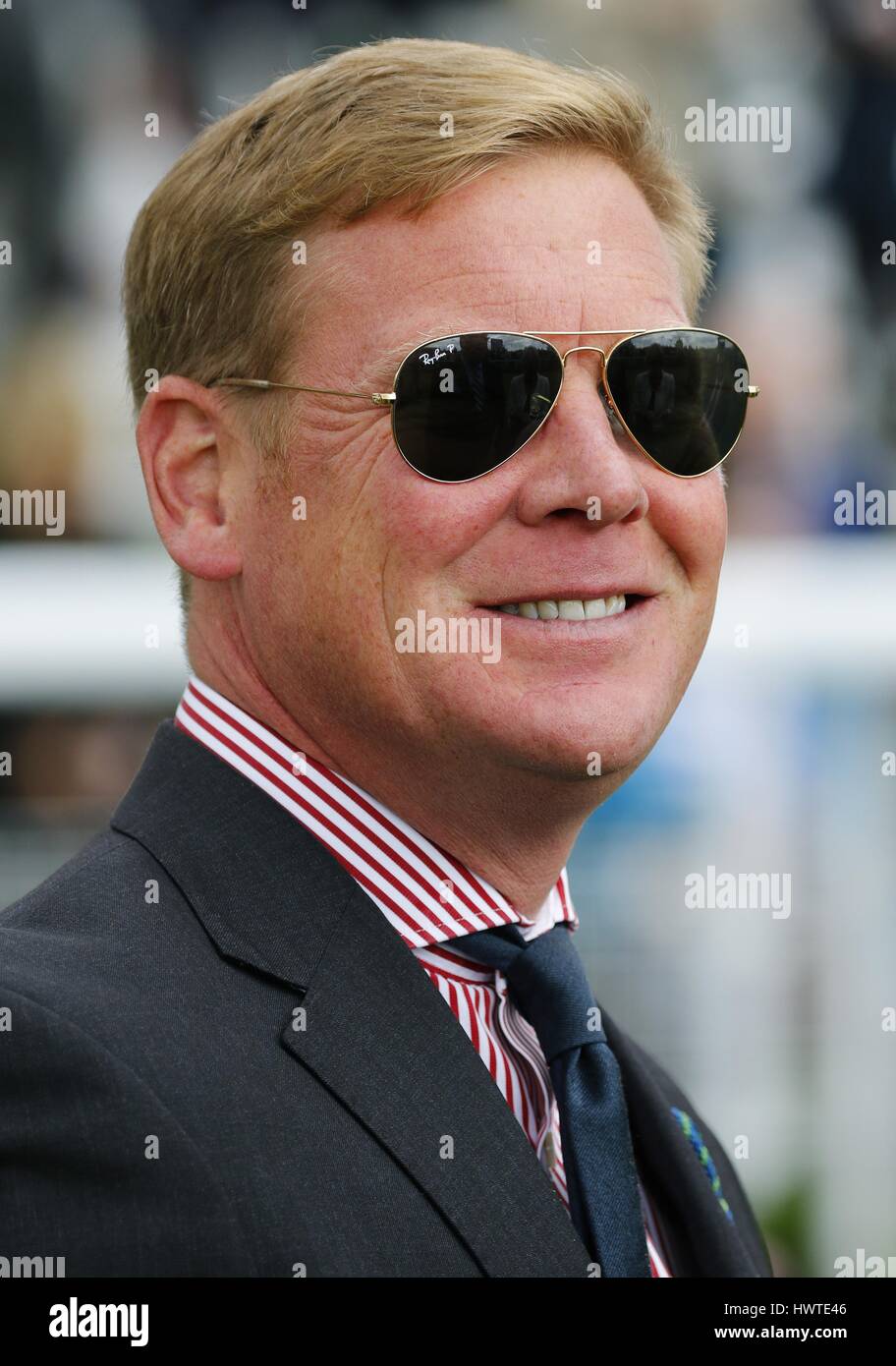 Tom dascombe hi-res stock photography and images - Alamy