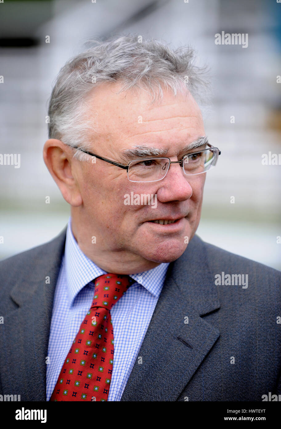 DAVID BARRON RACE HORSE TRAINER RACE HORSE TRAINER YORK RACECOURSE YORK ...