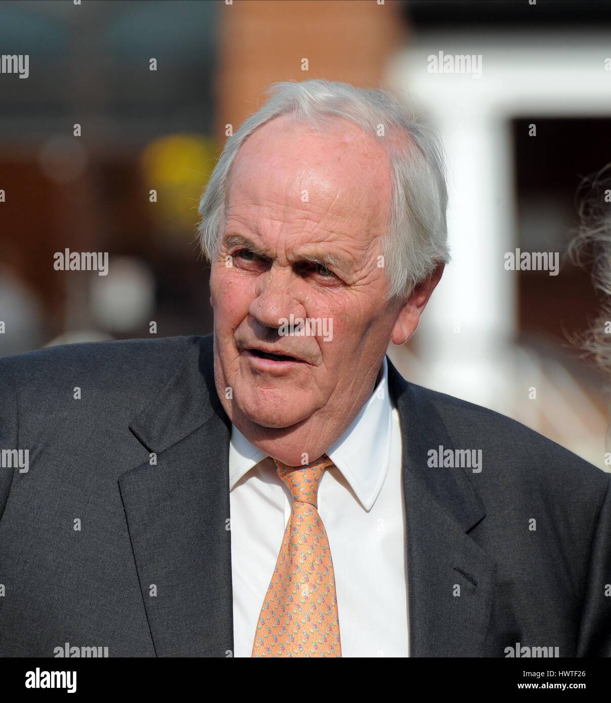 RICHARD HANNON TRAINER TRAINER NEWMARKET RACECOURSE NEWMARKET ENGLAND ...