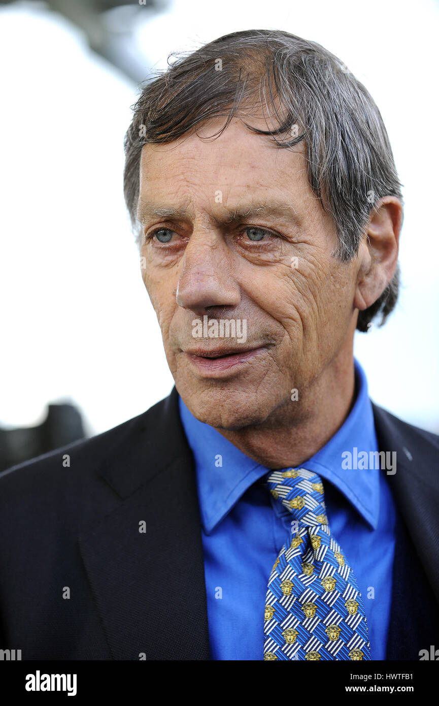 HENRY CECIL RACE HORSE TRAINER RACE HORSE TRAINER YORK RACECOURSE YORK ...