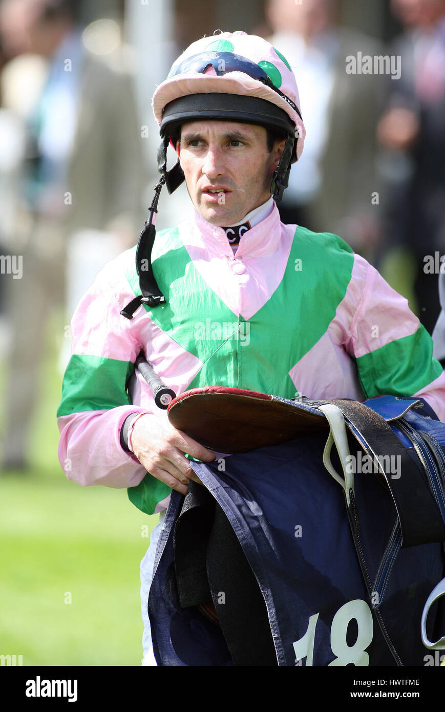 Neil callan jockey 2008 hi-res stock photography and images - Alamy