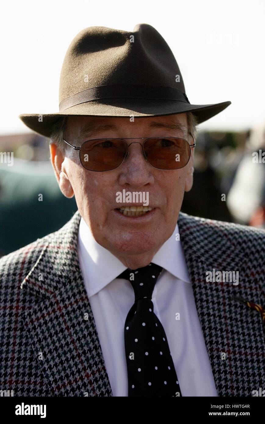 TERRY MILLS RACE HORSE TRAINER ROWLEY MILE COURSE NEWMARKET ENGLAND 18 ...