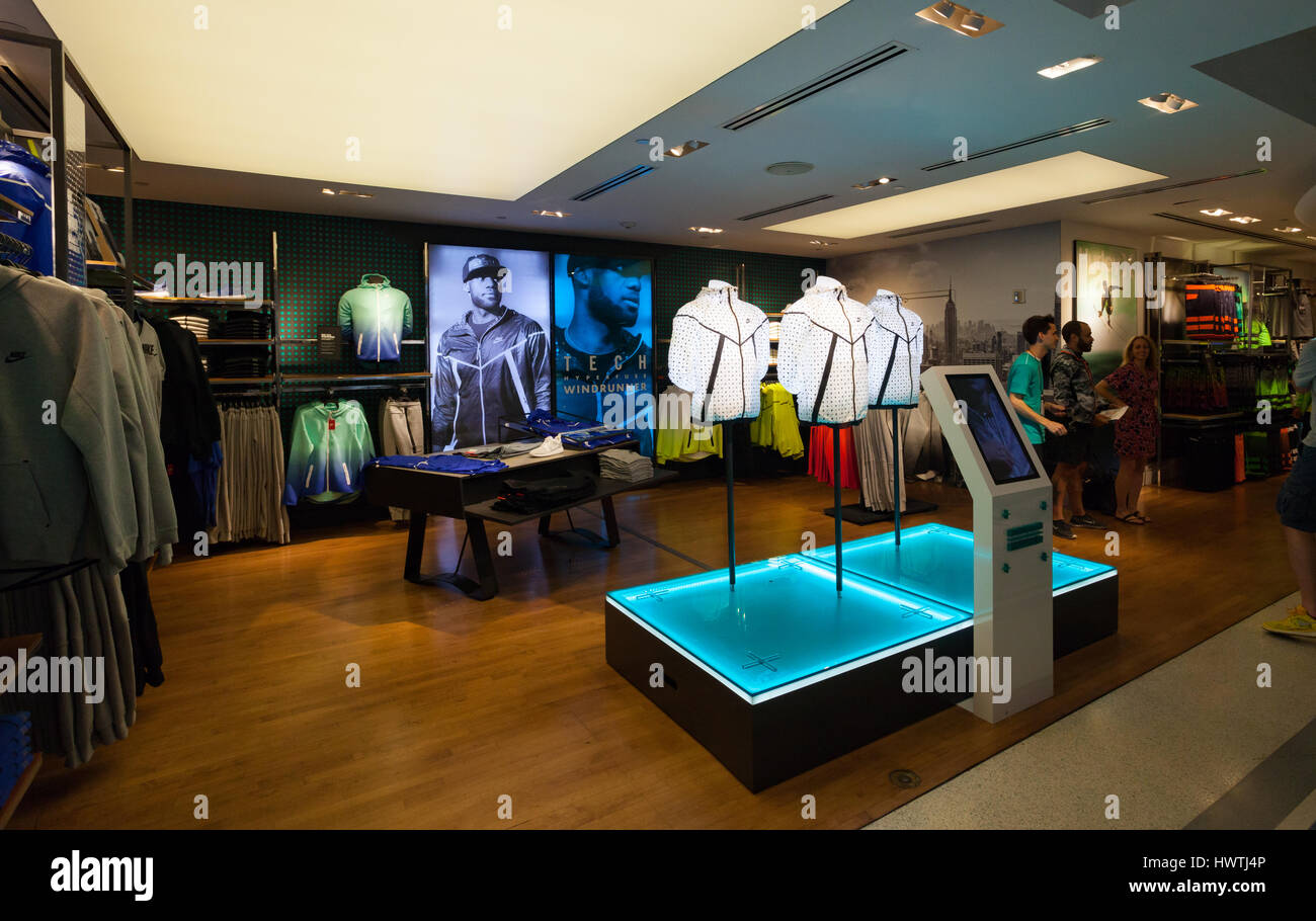 Nike store interior hi-res stock photography and images - Alamy
