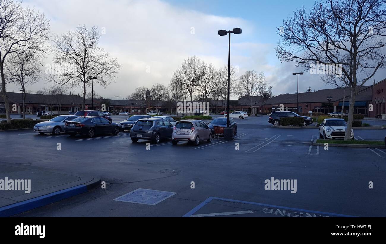 Cars in a parking lot in the morning, in downtown San Ramon, California ...