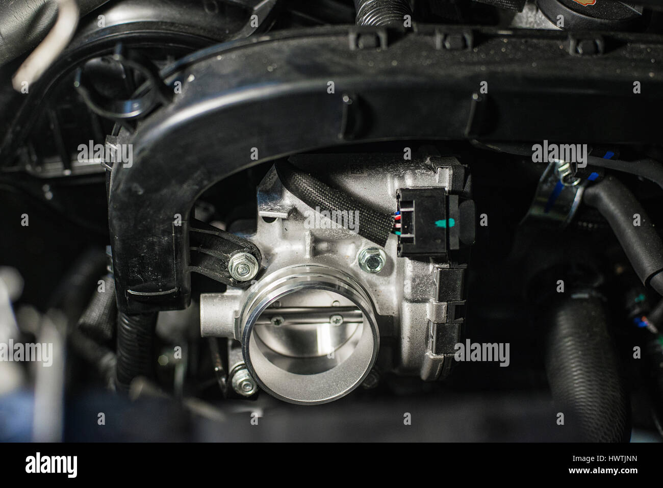 Car throttle valve hi-res stock photography and images - Alamy Car throttle valve hi-res stock photography and images - Alamy