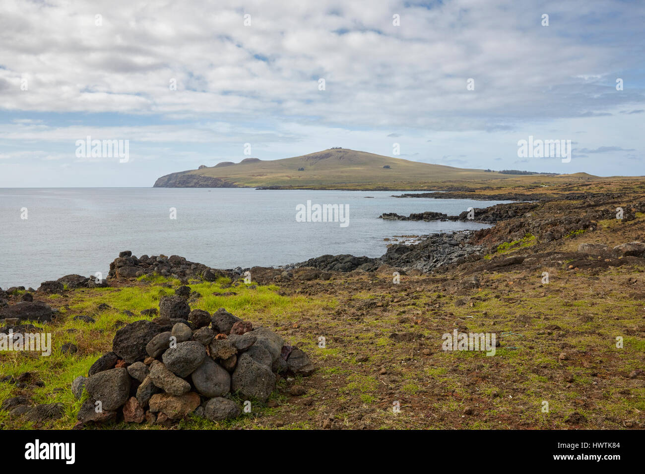 La Perouse Bay with Poike volcano in a distance, Easter Island (Isla de ...