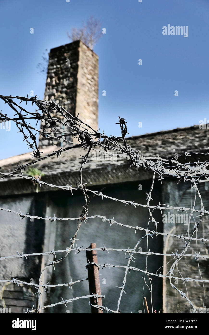 Industrial barrier fence hi-res stock photography and images - Alamy