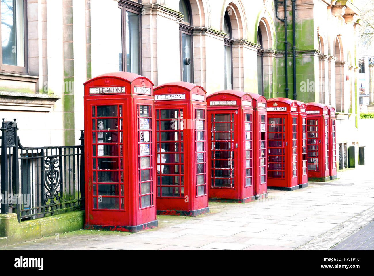 Disused k6 telephone boxes hi-res stock photography and images - Alamy