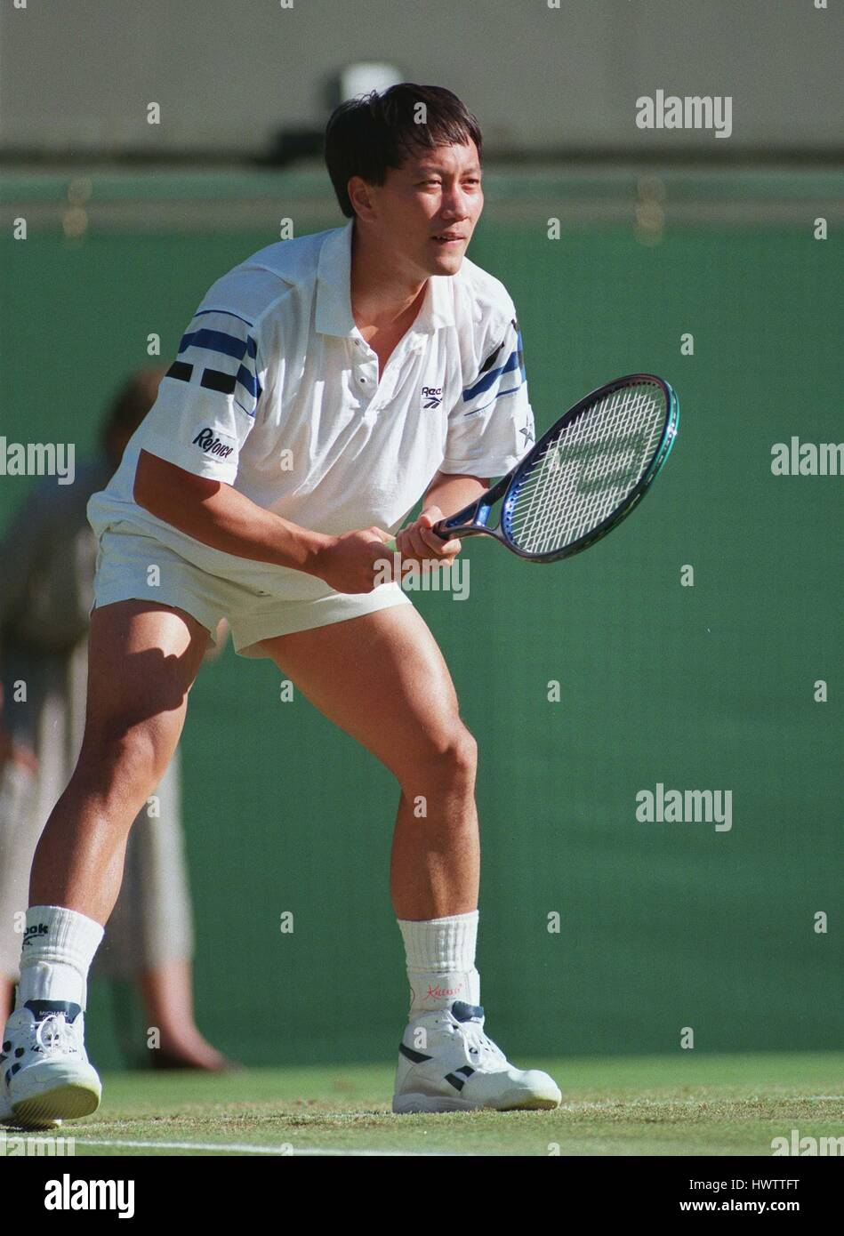 MICHAEL CHANG WIMBLEDON 06 July 1995 Stock Photo - Alamy