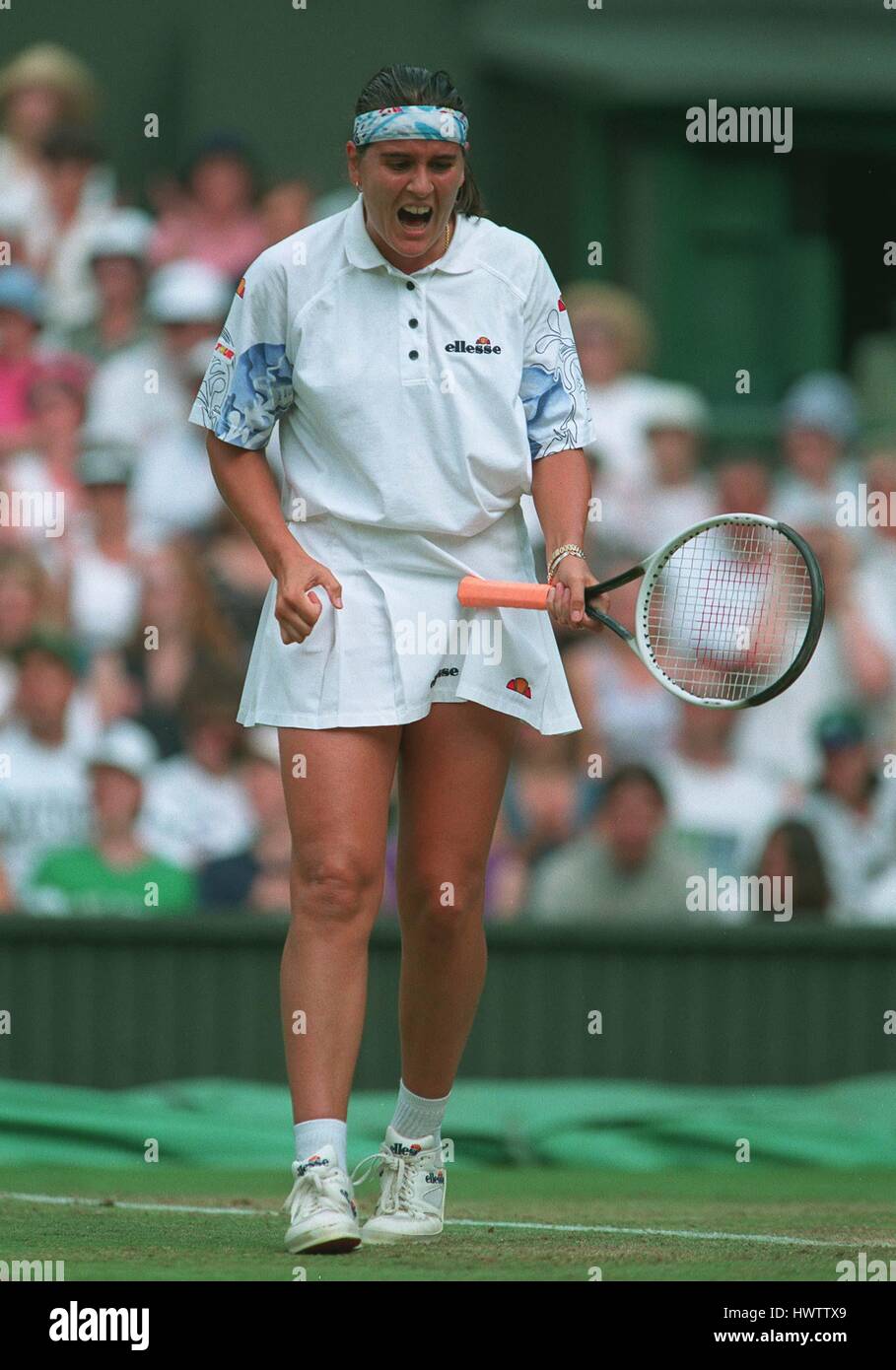 CONCHITA MARTINEZ WIMBLEDON 05 July 1995 Stock Photo - Alamy