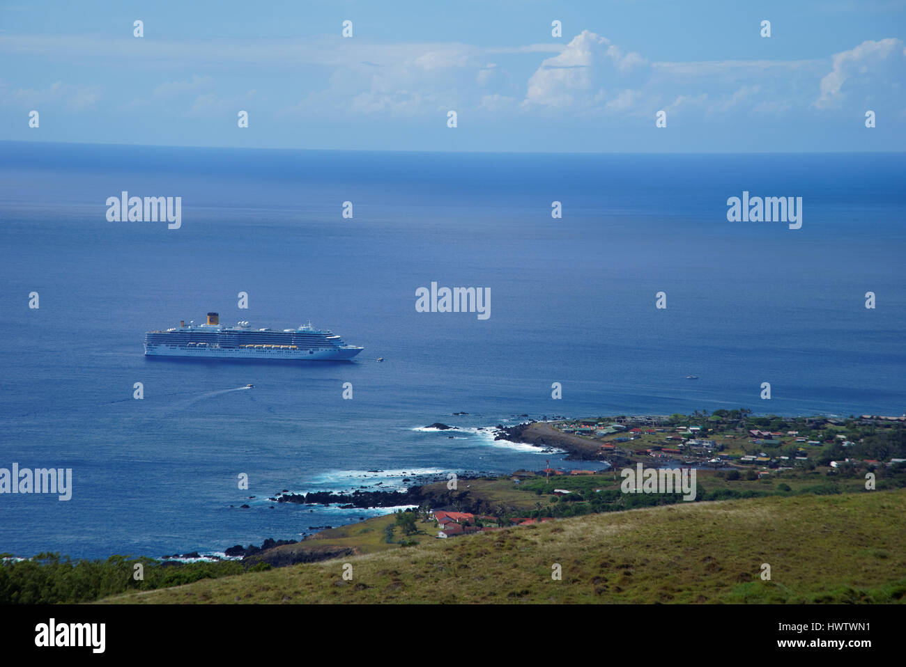 Easter island moai night hi-res stock photography and images - Alamy