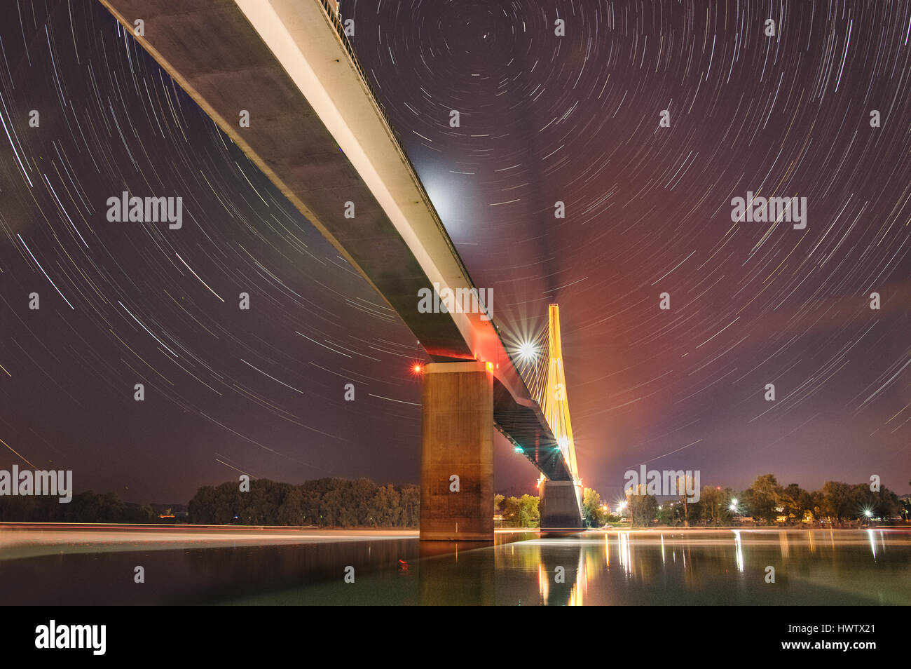Light pollution hi-res stock photography and images - Alamy