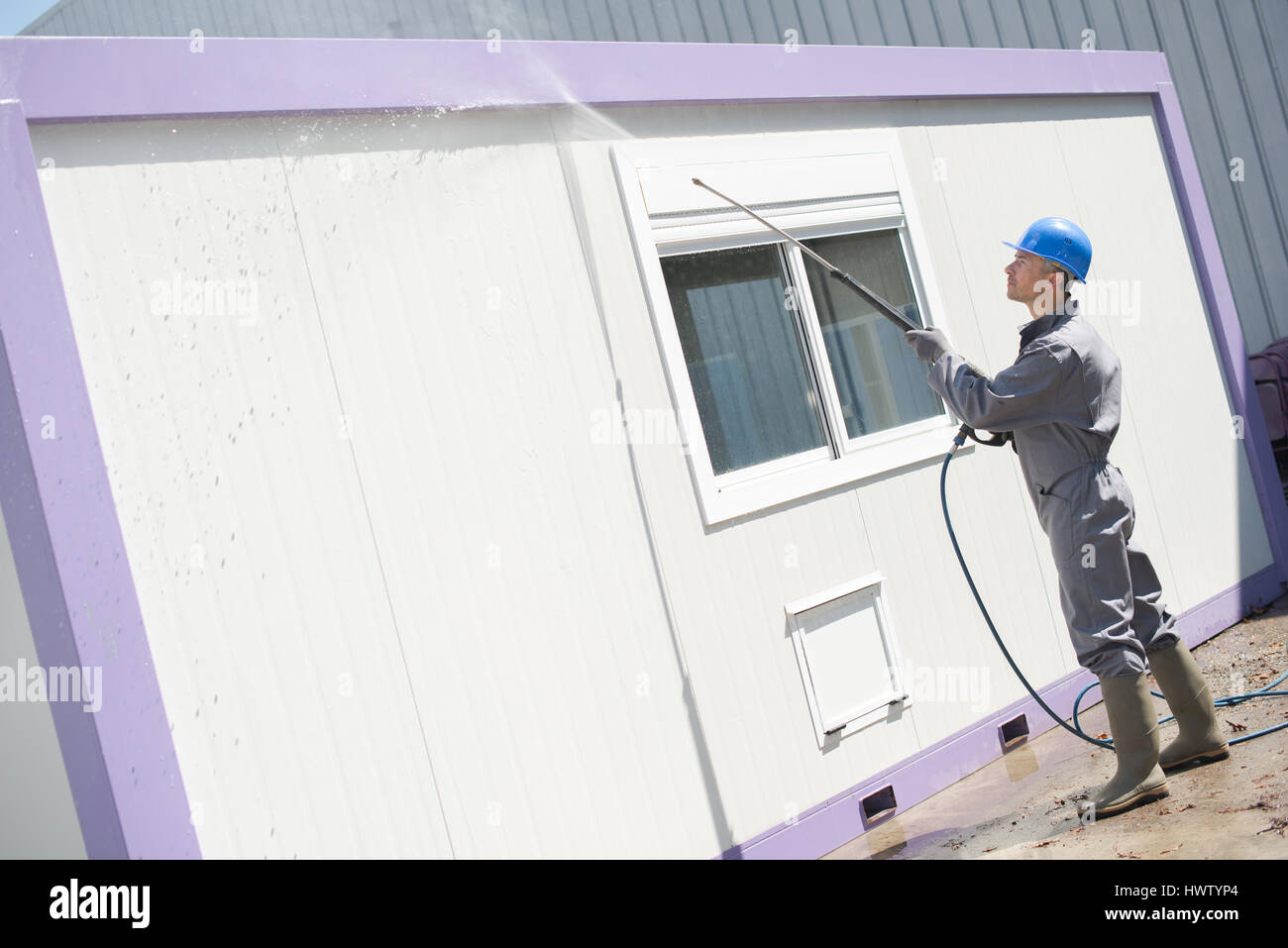 Pressurewash hi-res stock photography and images - Alamy