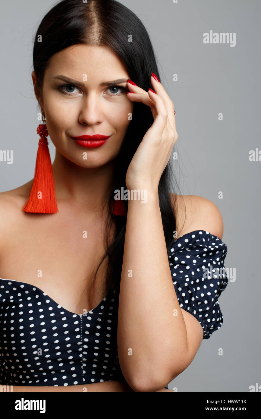 Portrait of bright young girl Stock Photo - Alamy