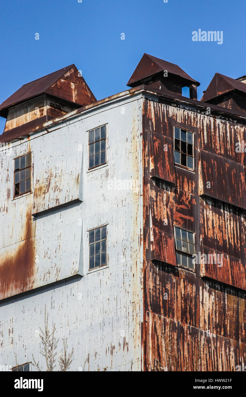 old rusty industrial building Stock Photo - Alamy
