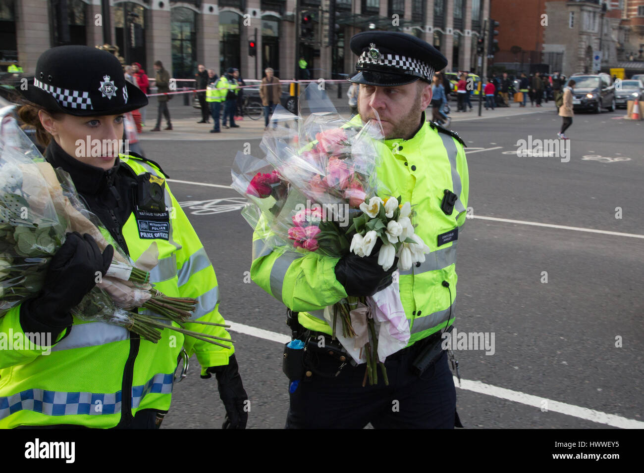 One police officer hi-res stock photography and images - Alamy