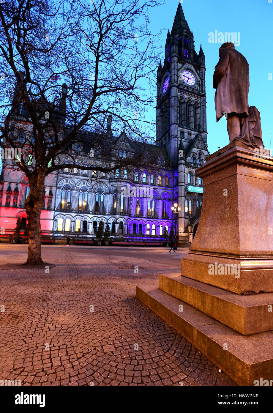 Manchester, UK. 23rd March 2017. John Bright statue overlooking the ...