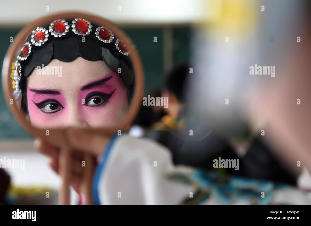 Hefei, China's Anhui Province. 23rd Mar, 2017. A young girl takes a ...