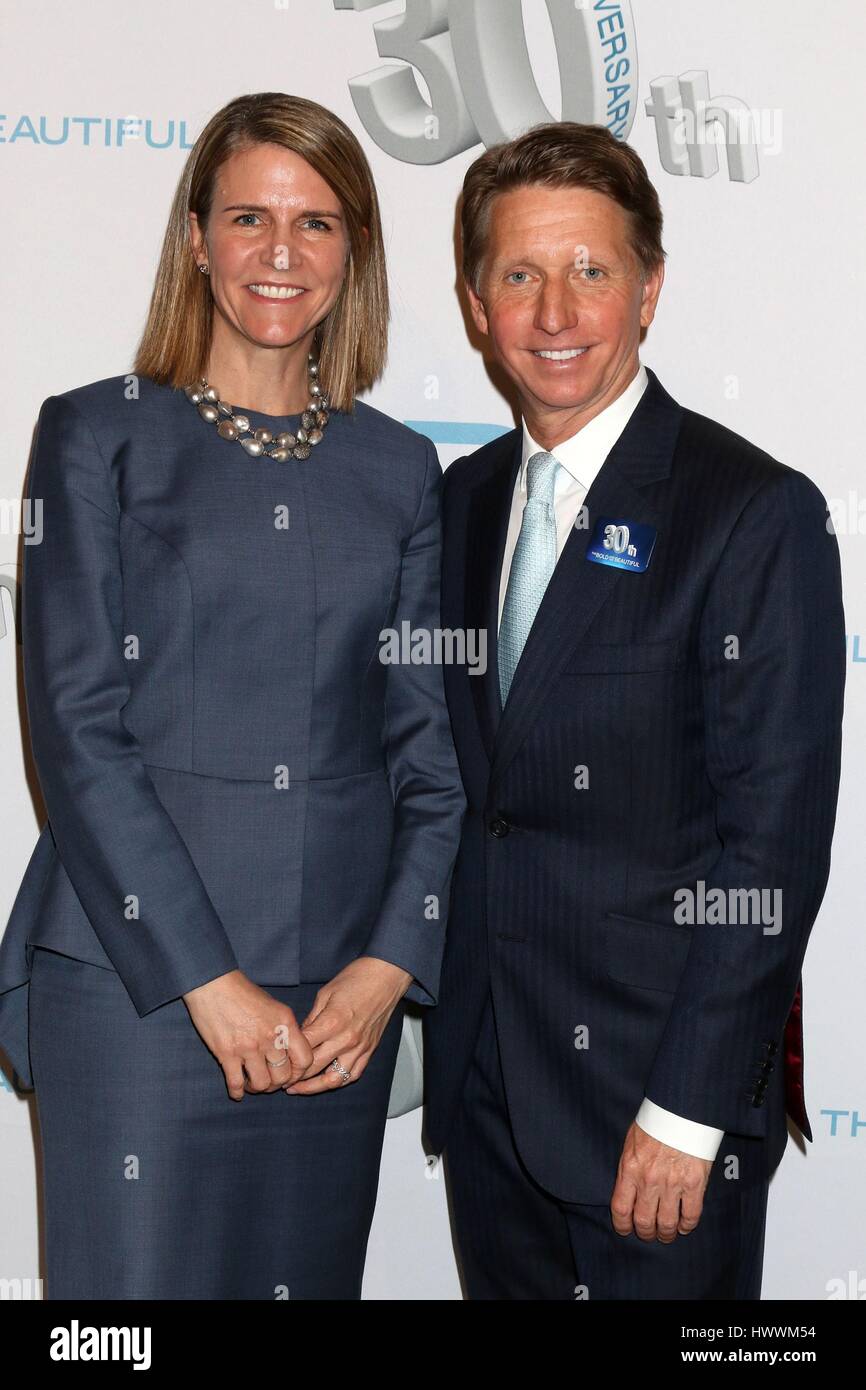 Los Angeles, CA, USA. 23rd Mar, 2017. Colleen Bell, Bradley Bell in ...