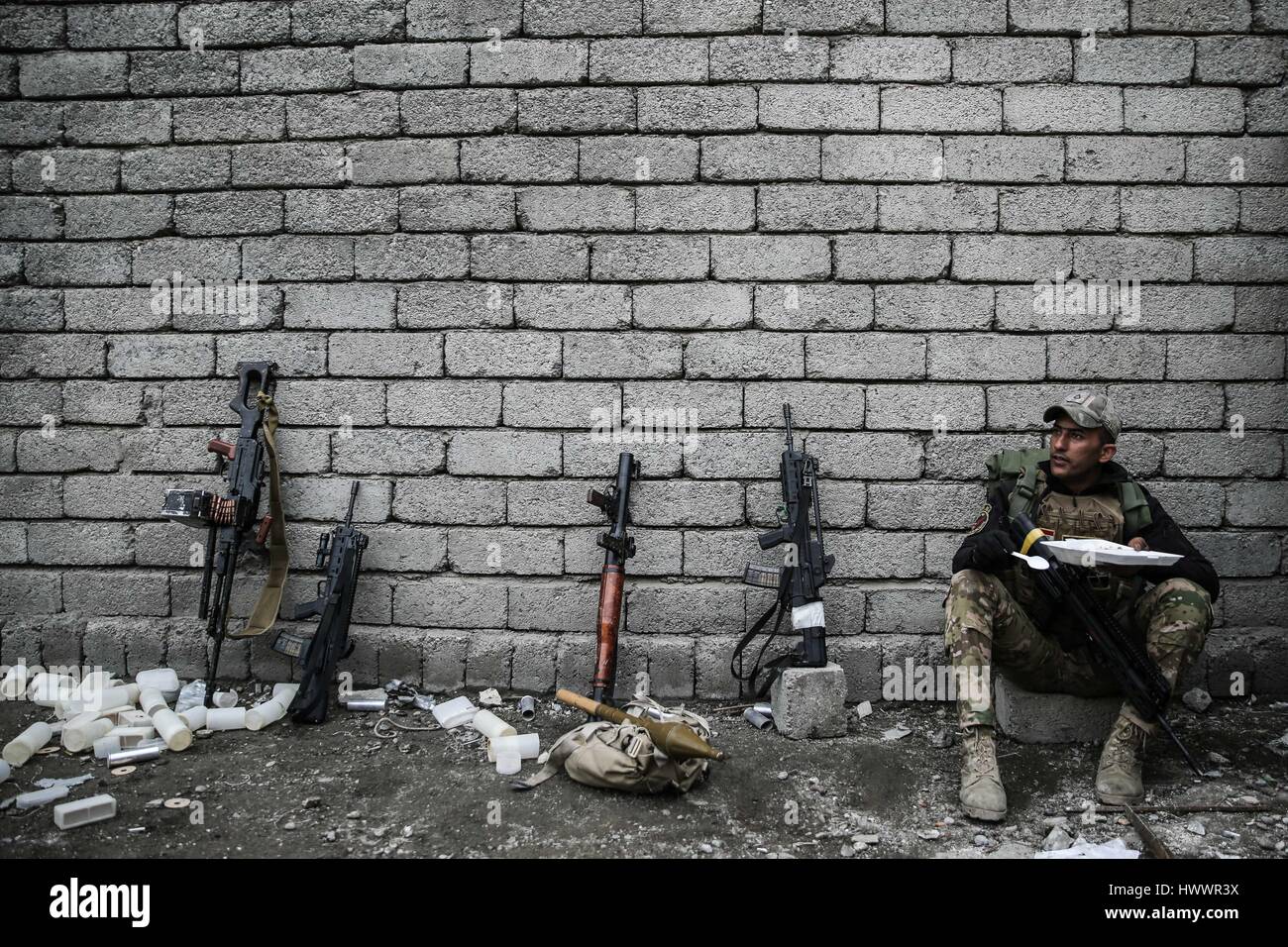 Iraqi erd hi-res stock photography and images - Alamy