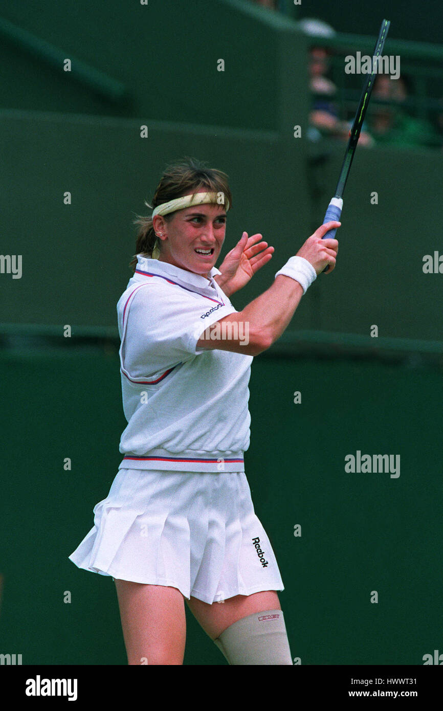 LINDA HARVEY-WILD USA 30 June 1992 Stock Photo - Alamy