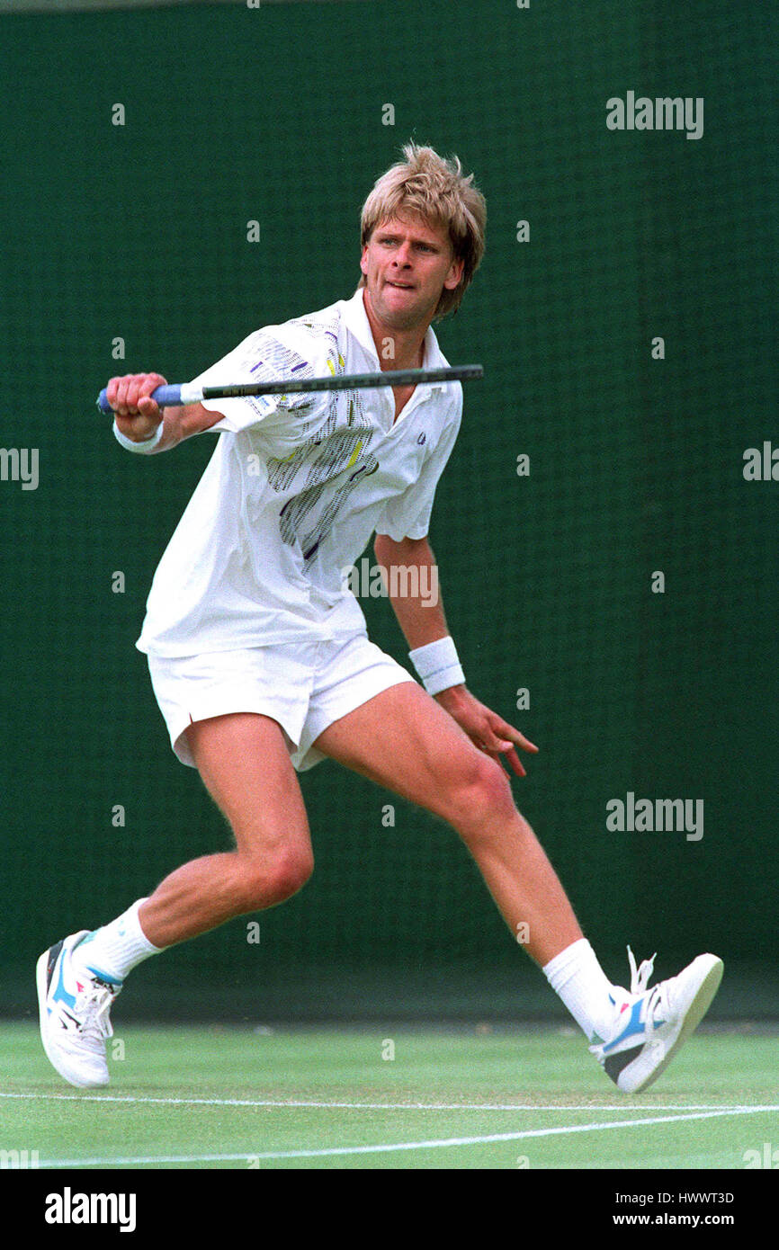 ANDREW CASTLE ENGLAND 29 June 1992 Stock Photo - Alamy