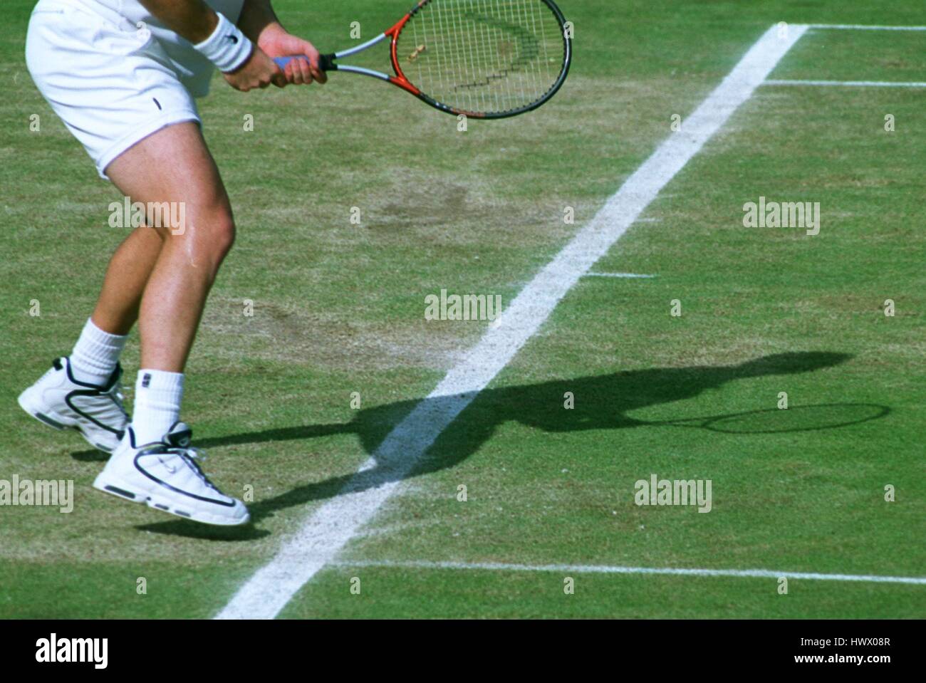 Andre agassi wimbledon 2000 hi-res stock photography and images - Alamy