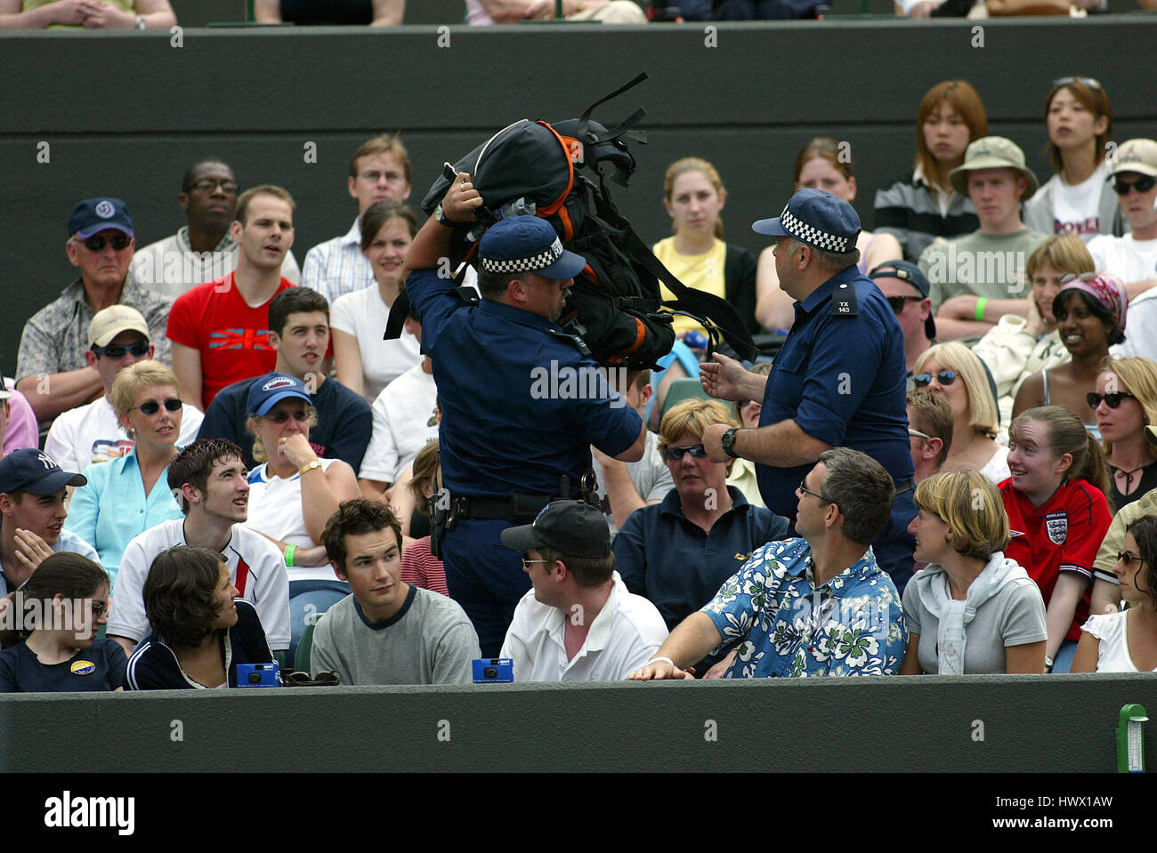 BOMB DISPOSAL TEAM WIMBLEDON CHAMPIONSHIPS WIMBLEDON WIMBLEDON LONDON ...